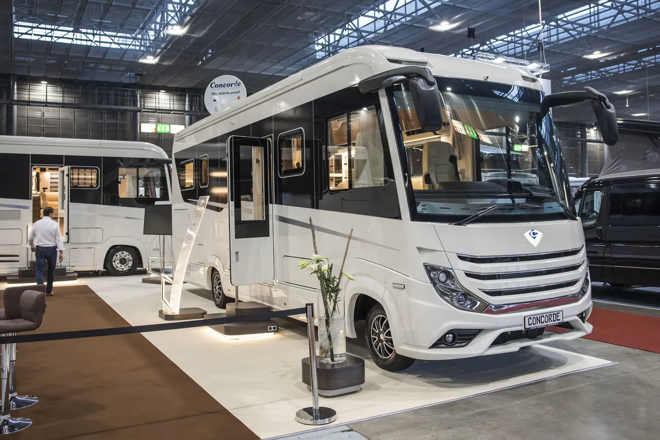 Blue Rent s jedenáctimetrovým Concordem na podvozku Actros | BVV CZ