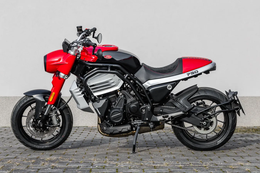 Premiéra novinky JAWA 730 Twin a JAWA 1000 Twin na Motosalonu | BVV CZ