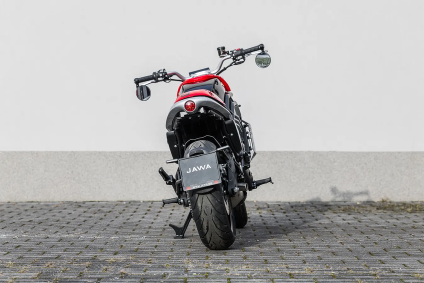 Premiéra novinky JAWA 730 Twin a JAWA 1000 Twin na Motosalonu | BVV CZ
